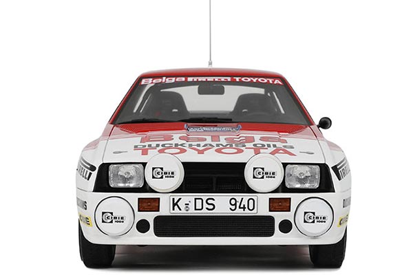 1985 Toyota Celica Resin Car Model 1:18 Scale Red-White [SD04H443]
