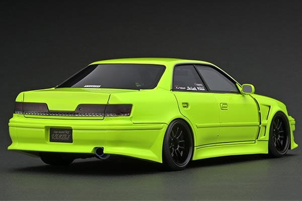 Toyota Chaser JZX100 Mark II Resin Car Model 1:18 Scale Yellow [SD04H874]