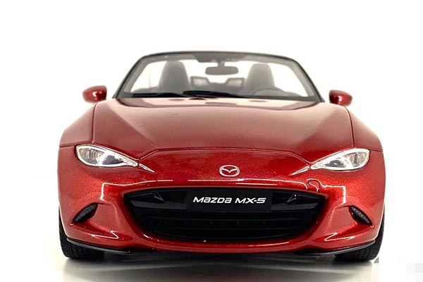 Mazda MX-5 Roadster ND Resin Car Model 1:18 Scale Red [SD05H006]