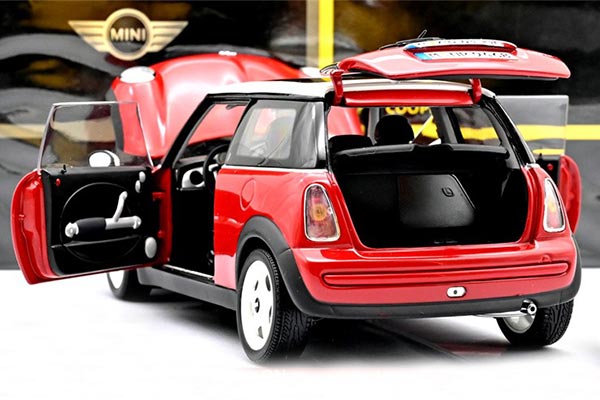 Mini Cooper Hatchback Diecast Car Model 1:18 Scale Red [SD05H057]