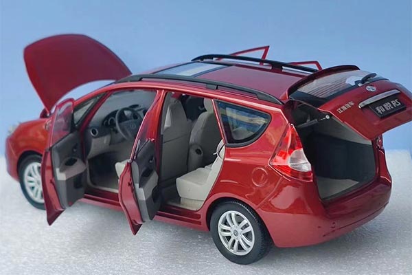 2010 JAC Heyue RS Hatchback Diecast Car Model 1:18 Scale [SD05H087]