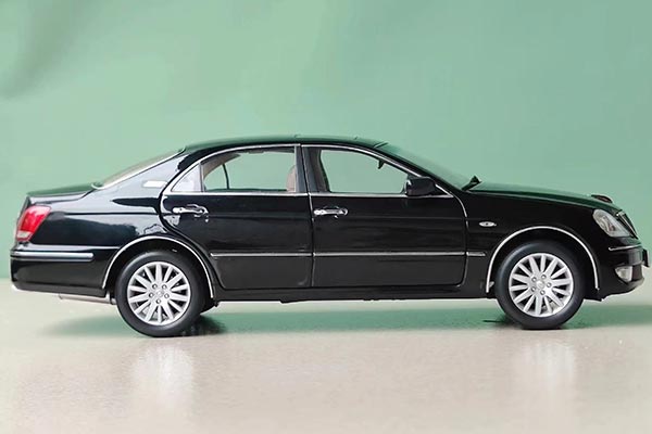 2006 Hongqi HQ430 Sedan Diecast Model 1:18 Scale Black [SD05H095]