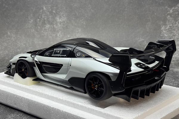 Mclaren Senna GTR Diecast Car Model 1:18 Scale [SD05H876]